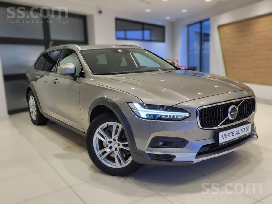 Grey Volvo V90 2021 in Riga, with an engine capacity of 2.00 L and mileage of 159 thousand km for 26490 €, photo 1 on AUTOMOTO.COM.LV
