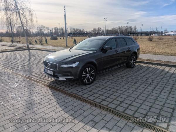 Pelēks Volvo V90 2021 Tartu, ar dzinēja tilpumu 2.00 L un nobraukumu 133 tūkst. km par 37000 €, foto 1 vietnē AUTOMOTO.COM.LV