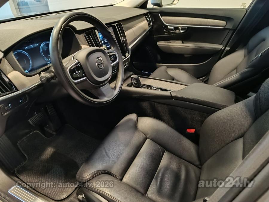 Pelēks Volvo V90 2021 Tallina, ar dzinēja tilpumu 2.00 L un nobraukumu 44 tūkst. km par 37700 €, foto 7 vietnē AUTOMOTO.COM.LV