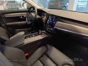 Pelēks Volvo V90 2021 Tallina, ar dzinēja tilpumu 2.00 L un nobraukumu 44 tūkst. km par 37700 €, foto 9 vietnē AUTOMOTO.COM.LV