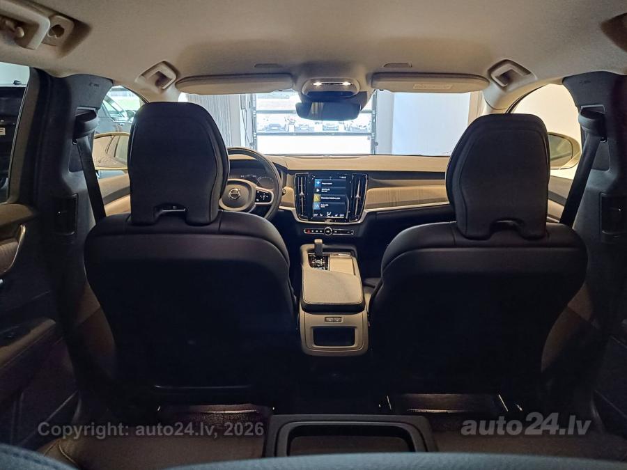 Pelēks Volvo V90 2021 Tallina, ar dzinēja tilpumu 2.00 L un nobraukumu 44 tūkst. km par 37700 €, foto 11 vietnē AUTOMOTO.COM.LV