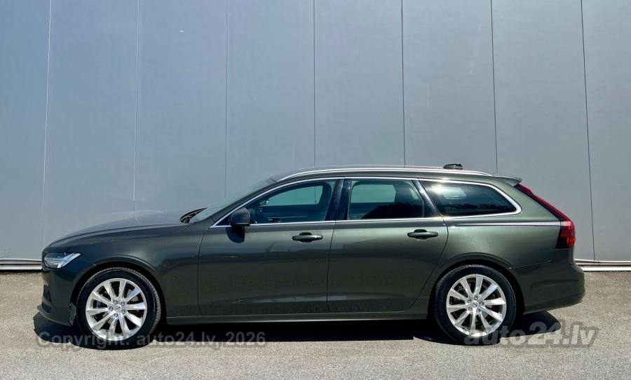Pelēks Volvo V90 2021 Tallina, ar dzinēja tilpumu 2.00 L un nobraukumu 239 tūkst. km par 18999 €, foto 3 vietnē AUTOMOTO.COM.LV