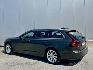 Pelēks Volvo V90 2021 Tallina, ar dzinēja tilpumu 2.00 L un nobraukumu 239 tūkst. km par 18999 €, foto 4 vietnē AUTOMOTO.COM.LV