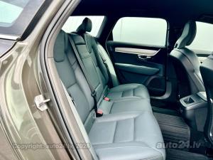 Pelēks Volvo V90 2021 Tallina, ar dzinēja tilpumu 2.00 L un nobraukumu 239 tūkst. km par 18999 €, foto 16 vietnē AUTOMOTO.COM.LV