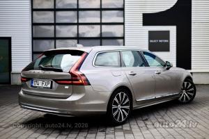 Pelēks Volvo V90 2021 Tallina, ar dzinēja tilpumu 2.00 L un nobraukumu 135 tūkst. km par 28900 €, foto 4 vietnē AUTOMOTO.COM.LV
