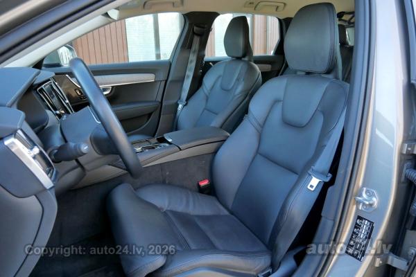 Grey Volvo V90 2021 in Tallinn, with an engine capacity of 2.00 L and mileage of 135 thousand km for 28900 €, photo 8 on AUTOMOTO.COM.LV