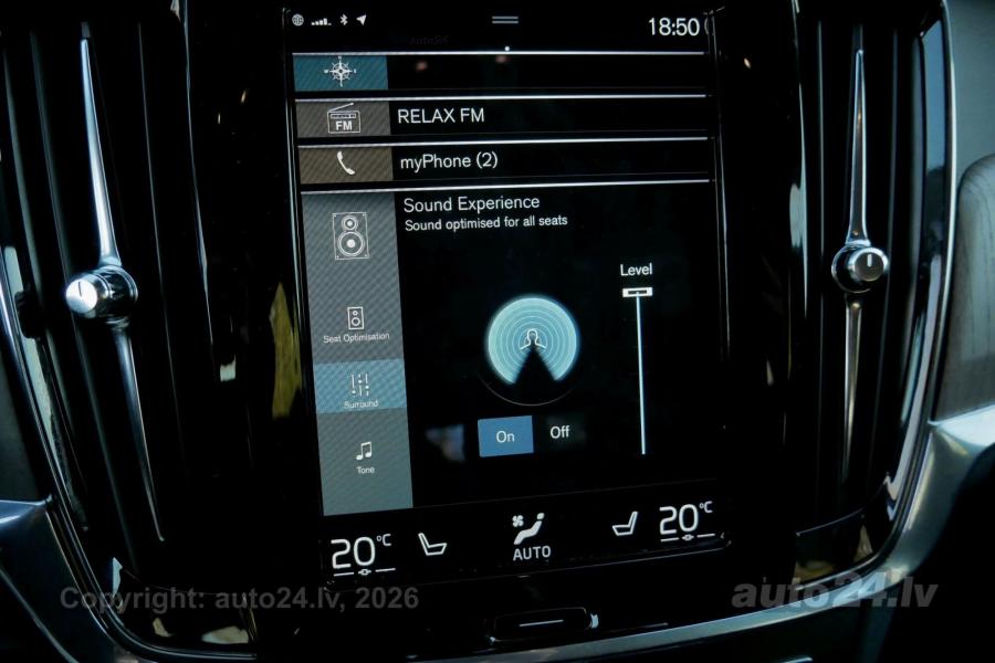 Pelēks Volvo V90 2021 Tallina, ar dzinēja tilpumu 2.00 L un nobraukumu 135 tūkst. km par 28900 €, foto 23 vietnē AUTOMOTO.COM.LV