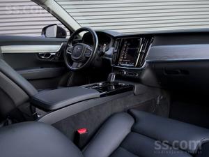 Pelēks Volvo V90 2021 Rīga, ar dzinēja tilpumu 2.00 L un nobraukumu 239 tūkst. km par 20500 €, foto 13 vietnē AUTOMOTO.COM.LV