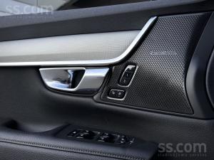 Pelēks Volvo V90 2021 Rīga, ar dzinēja tilpumu 2.00 L un nobraukumu 239 tūkst. km par 20500 €, foto 14 vietnē AUTOMOTO.COM.LV