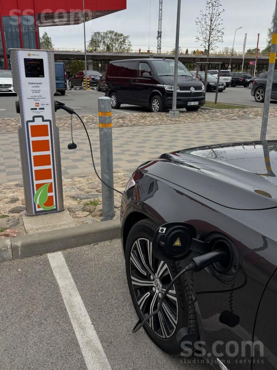 Pelēks Volvo V90 2021 Rīga, ar dzinēja tilpumu 2.00 L un nobraukumu 239 tūkst. km par 20500 €, foto 29 vietnē AUTOMOTO.COM.LV