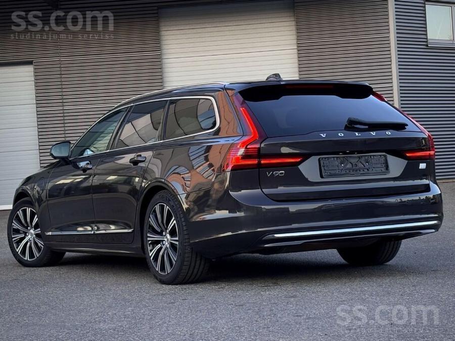 Pelēks Volvo V90 2021 Rīga, ar dzinēja tilpumu 2.00 L un nobraukumu 239 tūkst. km par 20500 €, foto 33 vietnē AUTOMOTO.COM.LV