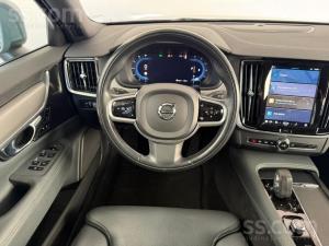 Grey Volvo V90 2021 in Riga, with an engine capacity of 2.00 L and mileage of 140 thousand km for 32490 €, photo 10 on AUTOMOTO.COM.LV