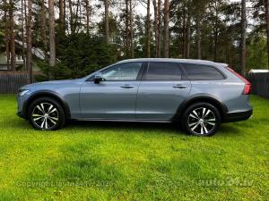 Grey Volvo V90 2021 in Tallinn, with an engine capacity of 2.00 L and mileage of 159 thousand km for 29900 €, photo 6 on AUTOMOTO.COM.LV