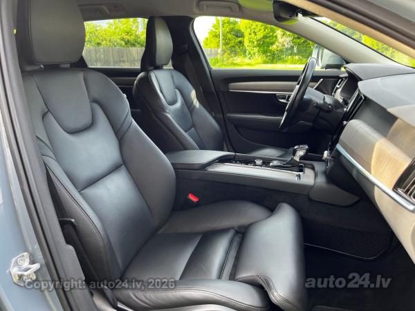 Grey Volvo V90 2021 in Tallinn, with an engine capacity of 2.00 L and mileage of 159 thousand km for 29900 €, photo 9 on AUTOMOTO.COM.LV