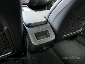 Grey Volvo V90 2021 in Tallinn, with an engine capacity of 2.00 L and mileage of 159 thousand km for 29900 €, photo 14 on AUTOMOTO.COM.LV