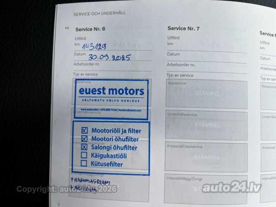 Grey Volvo V90 2021 in Tallinn, with an engine capacity of 2.00 L and mileage of 159 thousand km for 29900 €, photo 22 on AUTOMOTO.COM.LV