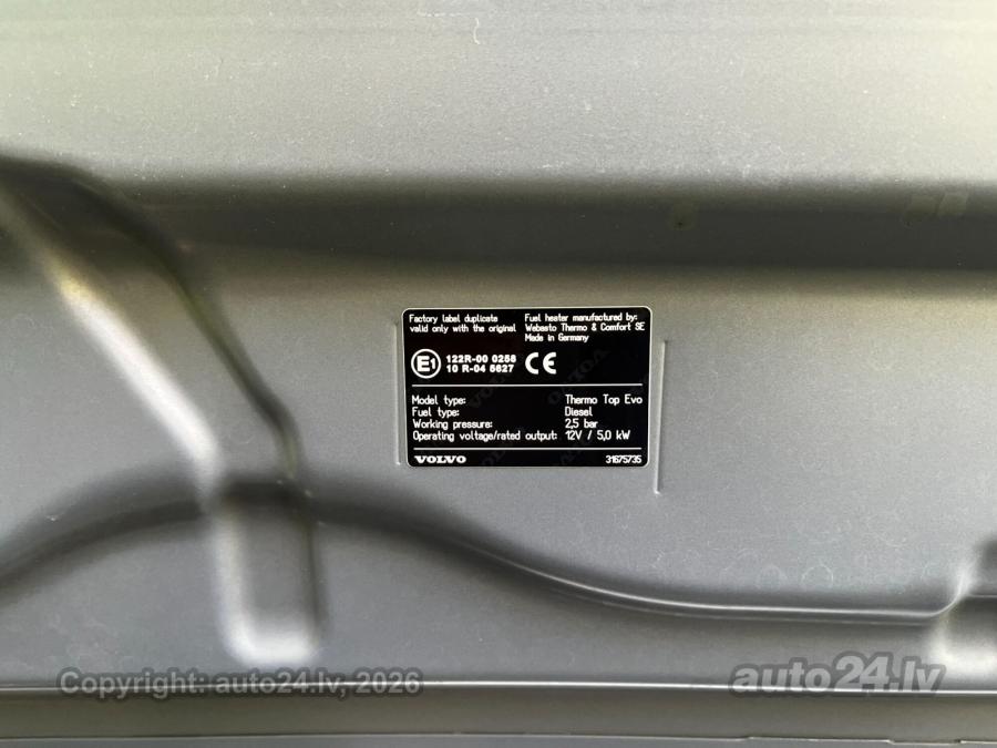 Grey Volvo V90 2021 in Tallinn, with an engine capacity of 2.00 L and mileage of 159 thousand km for 29900 €, photo 25 on AUTOMOTO.COM.LV