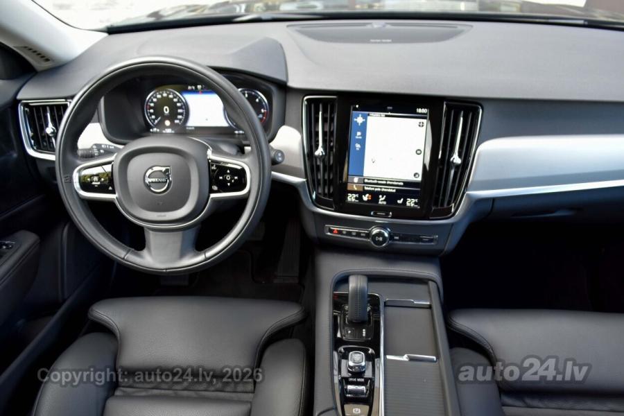 Grey Volvo V90 2021 in Tallinn, with an engine capacity of 2.00 L and mileage of 95 thousand km for 28990 €, photo 9 on AUTOMOTO.COM.LV