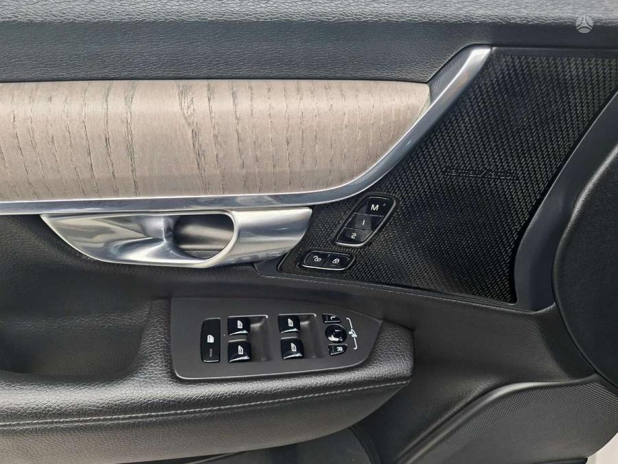 Pelēks Volvo V90 2021 Šauļi, ar dzinēja tilpumu 1.97 L un nobraukumu 175 tūkst. km par 24450 €, foto 12 vietnē AUTOMOTO.COM.LV