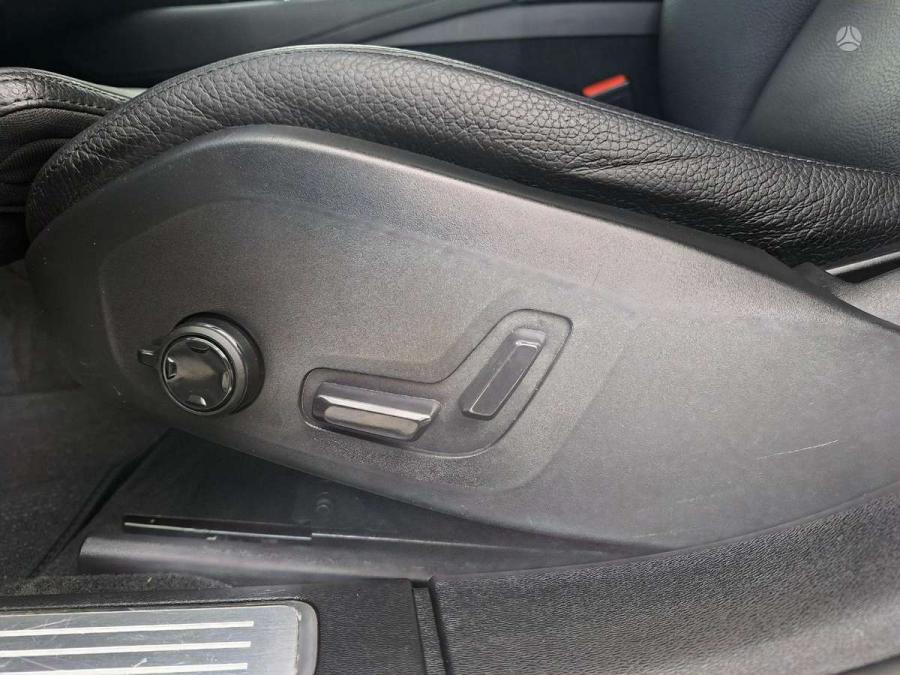 Pelēks Volvo V90 2021 Šauļi, ar dzinēja tilpumu 1.97 L un nobraukumu 175 tūkst. km par 24450 €, foto 14 vietnē AUTOMOTO.COM.LV