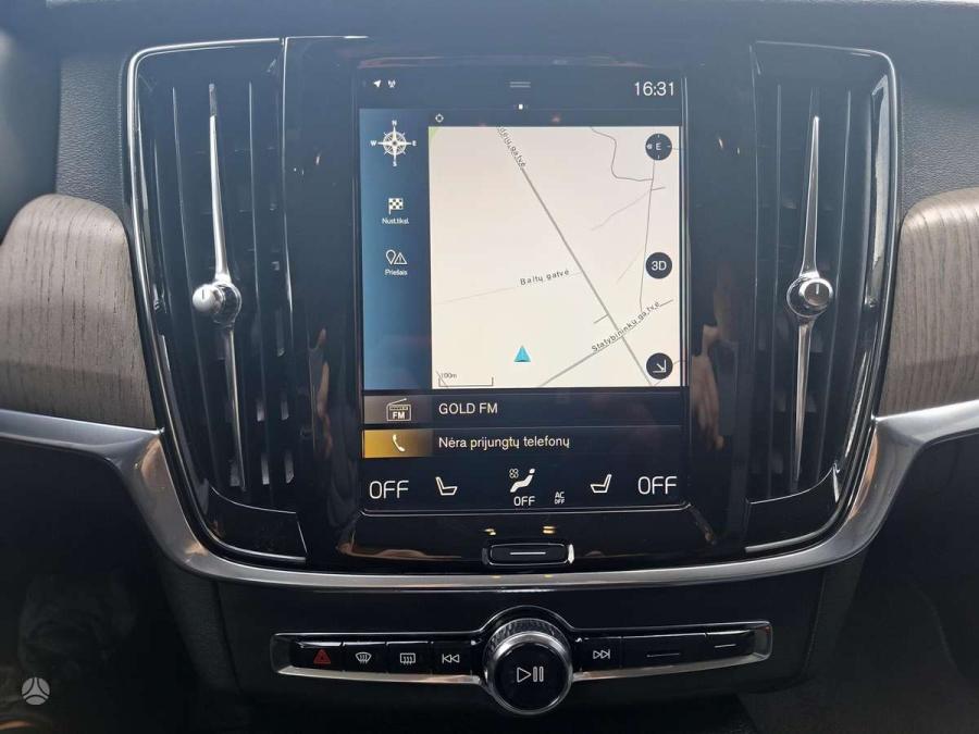 Pelēks Volvo V90 2021 Šauļi, ar dzinēja tilpumu 1.97 L un nobraukumu 175 tūkst. km par 24450 €, foto 34 vietnē AUTOMOTO.COM.LV