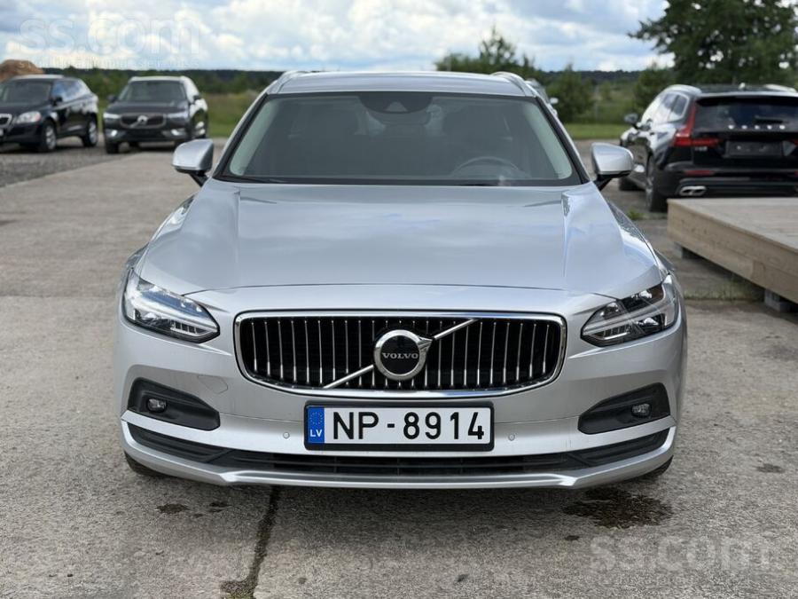 Pelēks Volvo V90 2021 Rīga, ar dzinēja tilpumu 2.00 L un nobraukumu 82 tūkst. km par 23950 €, foto 3 vietnē AUTOMOTO.COM.LV