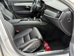 Pelēks Volvo V90 2021 Rīga, ar dzinēja tilpumu 2.00 L un nobraukumu 82 tūkst. km par 23950 €, foto 15 vietnē AUTOMOTO.COM.LV