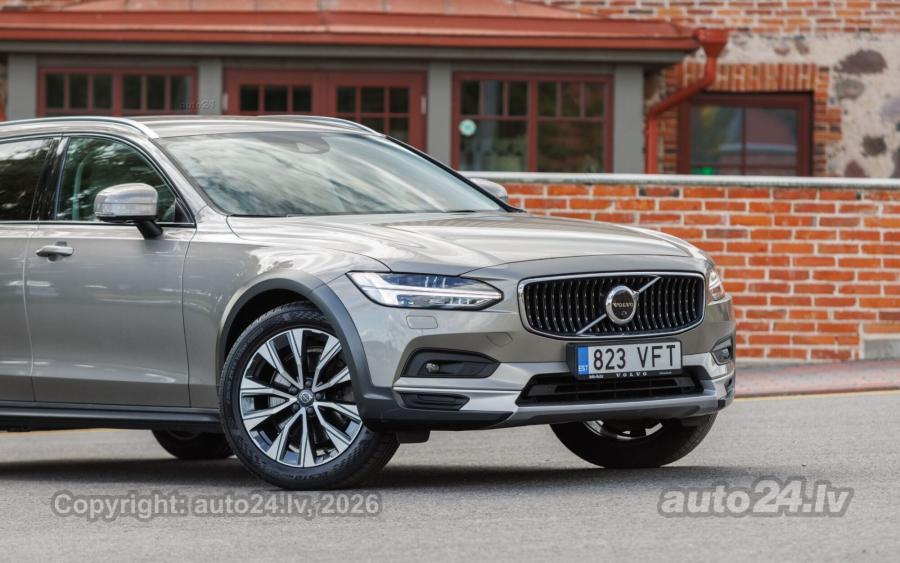 Pelēks Volvo V90 2021 Tallina, ar dzinēja tilpumu 2.00 L un nobraukumu 120 tūkst. km par 34500 €, foto 6 vietnē AUTOMOTO.COM.LV