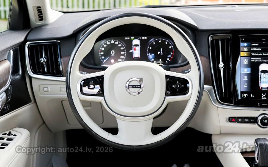 Pelēks Volvo V90 2021 Tallina, ar dzinēja tilpumu 2.00 L un nobraukumu 120 tūkst. km par 34500 €, foto 14 vietnē AUTOMOTO.COM.LV