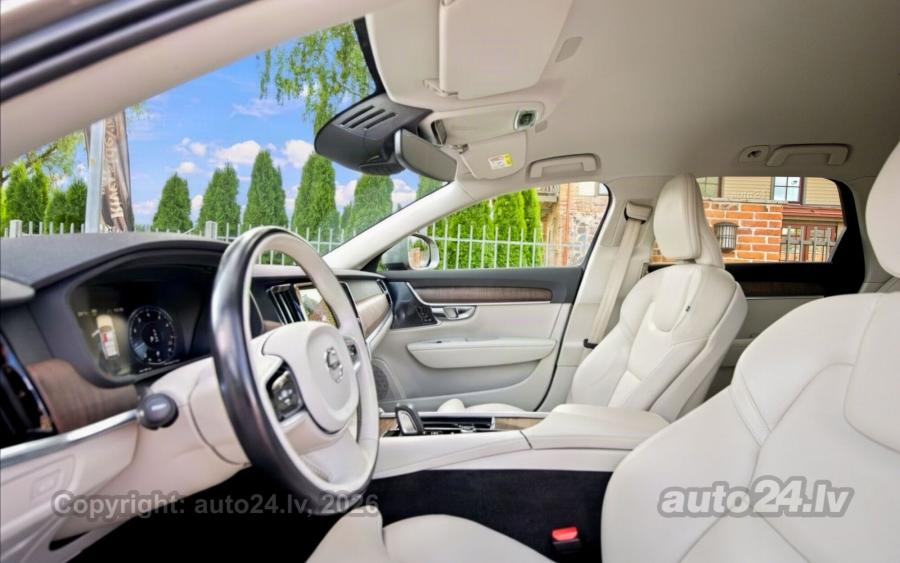 Pelēks Volvo V90 2021 Tallina, ar dzinēja tilpumu 2.00 L un nobraukumu 120 tūkst. km par 34500 €, foto 20 vietnē AUTOMOTO.COM.LV