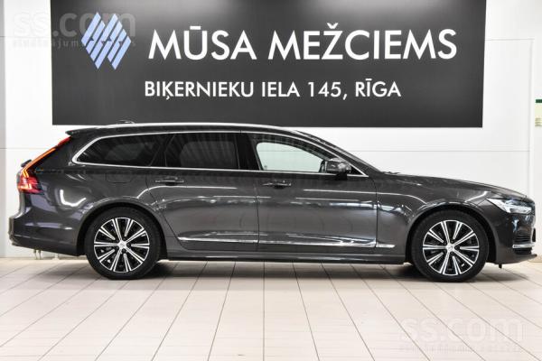 Pelēks Volvo V90 2021 Rīga, ar dzinēja tilpumu 2.00 L un nobraukumu 184 tūkst. km par 19990 €, foto 5 vietnē AUTOMOTO.COM.LV