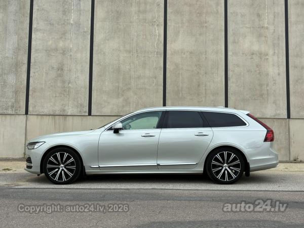 Grey Volvo V90 2021 in Tartu, with an engine capacity of 2.00 L and mileage of 162 thousand km for 29990 €, photo 6 on AUTOMOTO.COM.LV