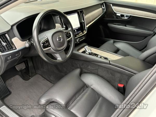 Grey Volvo V90 2021 in Tartu, with an engine capacity of 2.00 L and mileage of 162 thousand km for 29990 €, photo 9 on AUTOMOTO.COM.LV