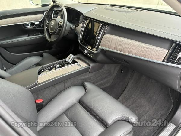 Grey Volvo V90 2021 in Tartu, with an engine capacity of 2.00 L and mileage of 162 thousand km for 29990 €, photo 11 on AUTOMOTO.COM.LV