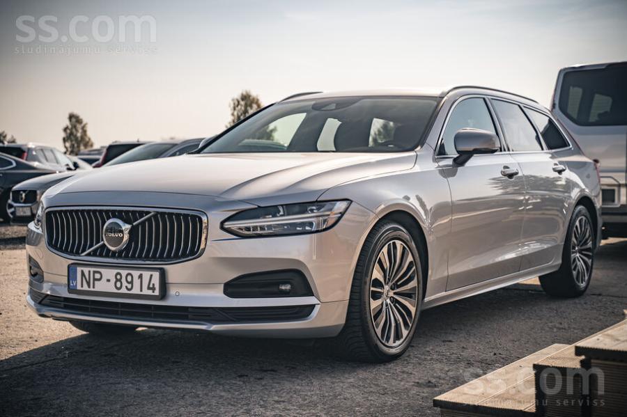 Pelēks Volvo V90 2021 Rīga, ar dzinēja tilpumu 2.00 L un nobraukumu 82 tūkst. km par 23500 €, foto 4 vietnē AUTOMOTO.COM.LV