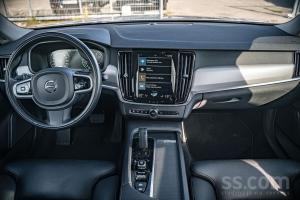Pelēks Volvo V90 2021 Rīga, ar dzinēja tilpumu 2.00 L un nobraukumu 82 tūkst. km par 23500 €, foto 6 vietnē AUTOMOTO.COM.LV