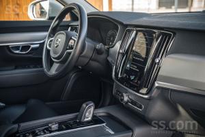 Pelēks Volvo V90 2021 Rīga, ar dzinēja tilpumu 2.00 L un nobraukumu 82 tūkst. km par 23500 €, foto 16 vietnē AUTOMOTO.COM.LV