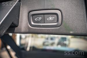 Pelēks Volvo V90 2021 Rīga, ar dzinēja tilpumu 2.00 L un nobraukumu 82 tūkst. km par 23500 €, foto 21 vietnē AUTOMOTO.COM.LV
