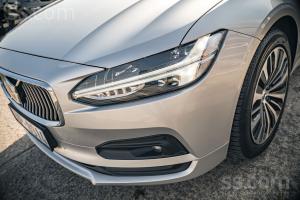 Pelēks Volvo V90 2021 Rīga, ar dzinēja tilpumu 2.00 L un nobraukumu 82 tūkst. km par 23500 €, foto 24 vietnē AUTOMOTO.COM.LV