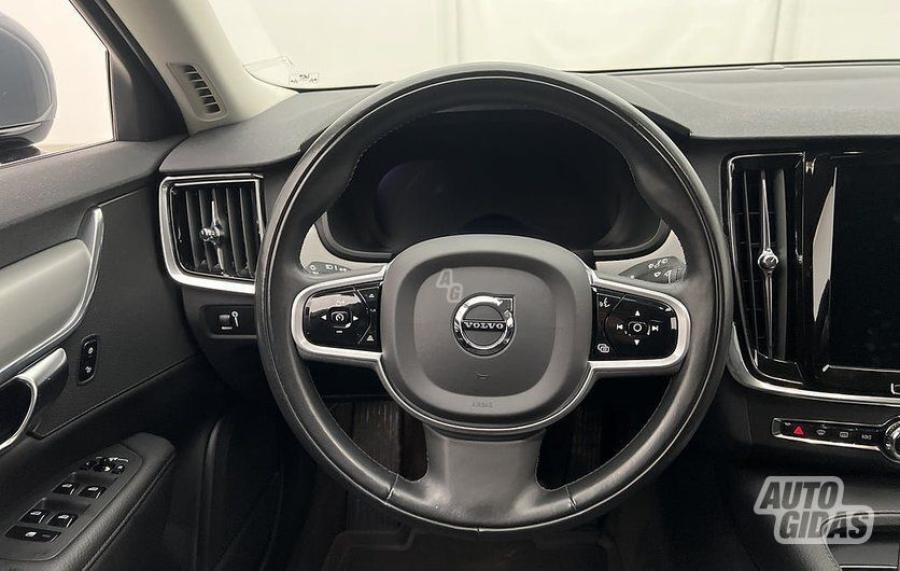 Pelēks Volvo V90 2022 Kauņa, ar dzinēja tilpumu 0.00 L un nobraukumu 73 tūkst. km par 34944 €, foto 14 vietnē AUTOMOTO.COM.LV