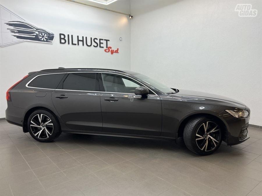 Pelēks Volvo V90 2022 Kauņa, ar dzinēja tilpumu 0.00 L un nobraukumu 83 tūkst. km par 35072 €, foto 2 vietnē AUTOMOTO.COM.LV