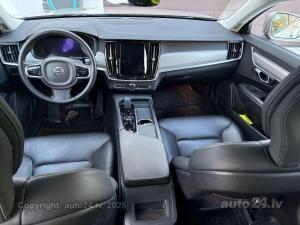Pelēks Volvo V90 2022 Pērnava, ar dzinēja tilpumu 2.00 L un nobraukumu 56 tūkst. km par 37900 €, foto 19 vietnē AUTOMOTO.COM.LV