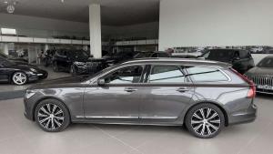 Grey Volvo V90 2022 in Marijampole, with an engine capacity of 1.97 L and mileage of 222 thousand km for 20999 €, photo 3 on AUTOMOTO.COM.LV