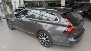 Grey Volvo V90 2022 in Marijampole, with an engine capacity of 1.97 L and mileage of 222 thousand km for 20999 €, photo 4 on AUTOMOTO.COM.LV