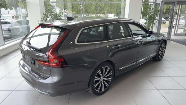 Pelēks Volvo V90 2022 Marijampole, ar dzinēja tilpumu 1.97 L un nobraukumu 222 tūkst. km par 20999 €, foto 6 vietnē AUTOMOTO.COM.LV