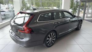 Grey Volvo V90 2022 in Marijampole, with an engine capacity of 1.97 L and mileage of 222 thousand km for 20999 €, photo 6 on AUTOMOTO.COM.LV