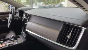Grey Volvo V90 2022 in Marijampole, with an engine capacity of 1.97 L and mileage of 222 thousand km for 20999 €, photo 17 on AUTOMOTO.COM.LV