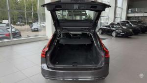 Grey Volvo V90 2022 in Marijampole, with an engine capacity of 1.97 L and mileage of 222 thousand km for 20999 €, photo 22 on AUTOMOTO.COM.LV