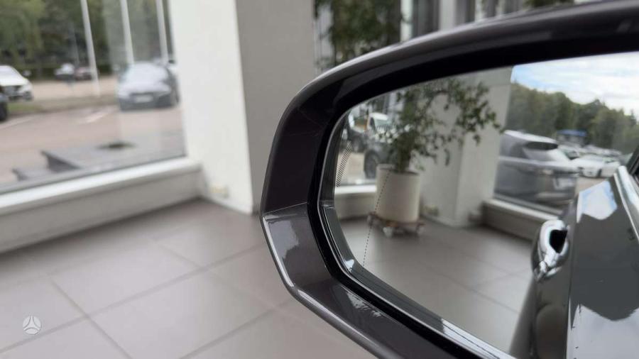 Grey Volvo V90 2022 in Marijampole, with an engine capacity of 1.97 L and mileage of 222 thousand km for 20999 €, photo 25 on AUTOMOTO.COM.LV