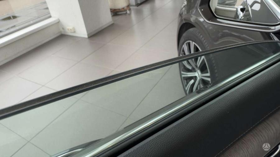 Grey Volvo V90 2022 in Marijampole, with an engine capacity of 1.97 L and mileage of 222 thousand km for 20999 €, photo 28 on AUTOMOTO.COM.LV